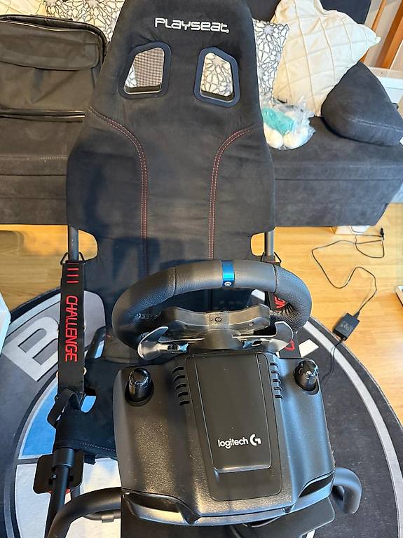 Playseat Challenge / Logitech G29 Driving Force Racing Wheel Canton ...