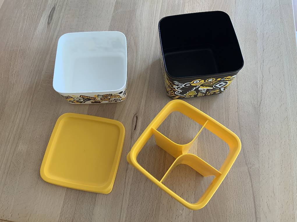 Tupperware Cubix-Set Minions im Kanton Schwyz - tutti.ch