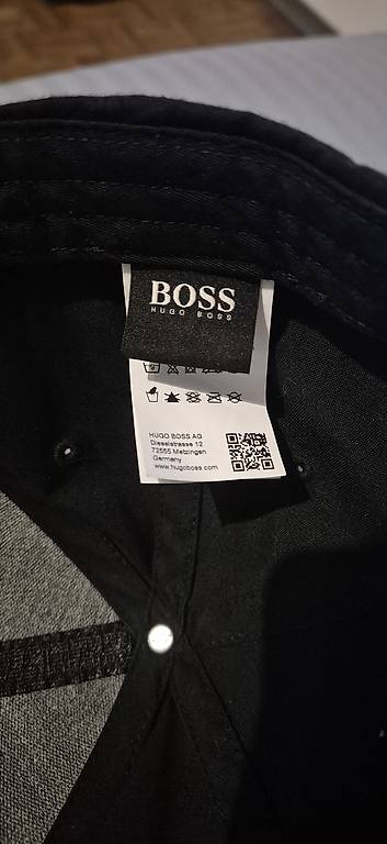 Hugo Boss Cap schwarz gold im Kanton Bern - tutti.ch