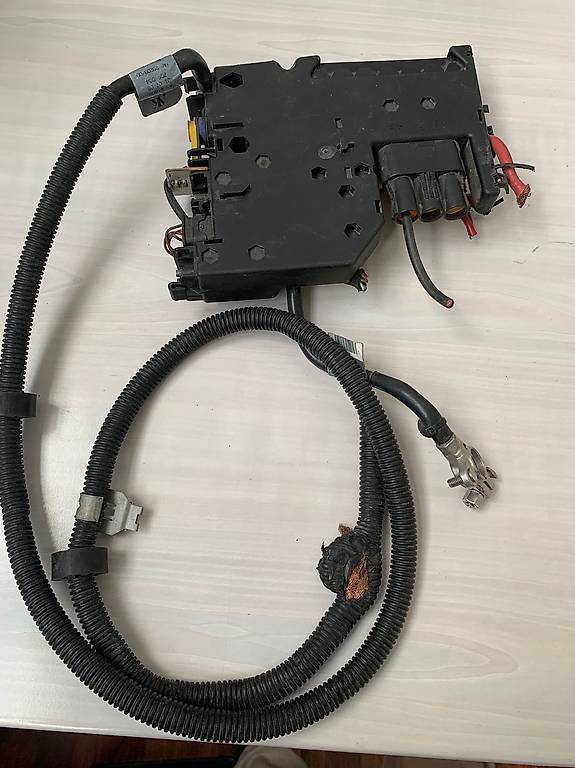 Mercedes Sicherungskasten A2125400581 im Kanton Freiburg - tutti.ch