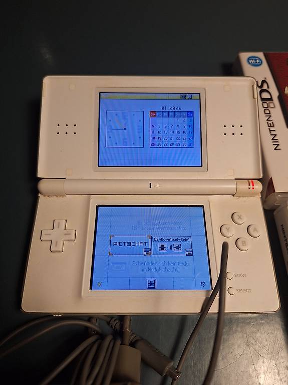 Nintendo DS + 10 Spiele (Layton, Zelda, Sonic, DBZ usw.) im Kanton Bern ...