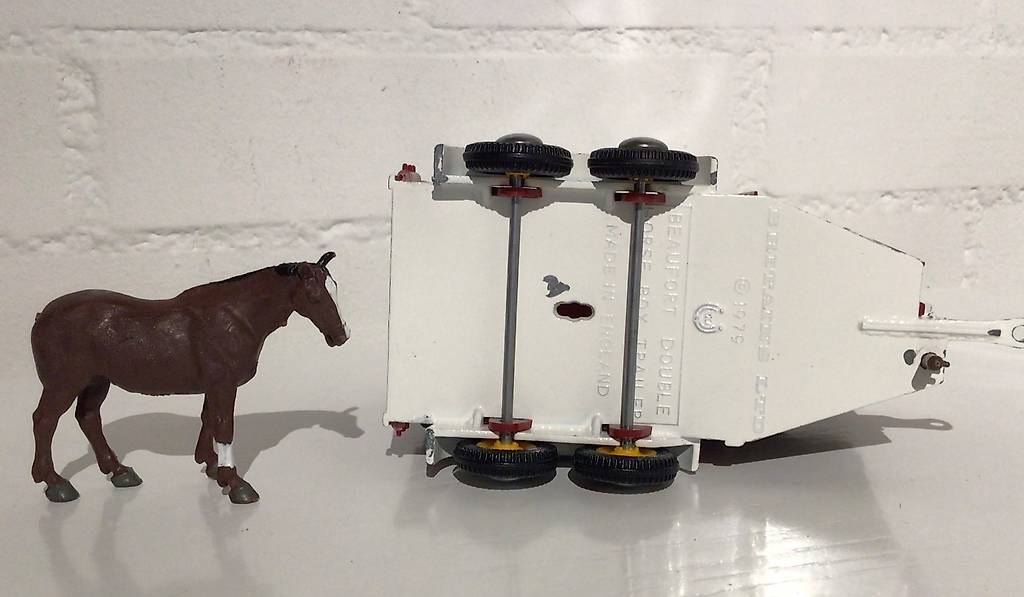 Britains horse Box Trailer im Kanton Zürich - tutti.ch