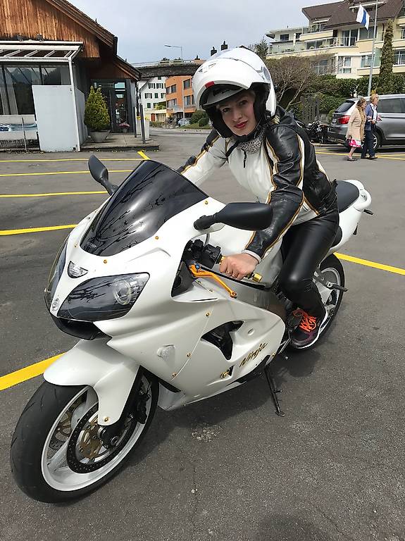 Motorrad-Lederkombi für 2 Personen im Kanton Zug - tutti.ch