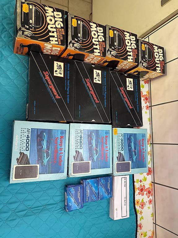 US Vintage Autoalarm-Sammlung Auto Page AP/4000 im Kanton St. Gallen ...