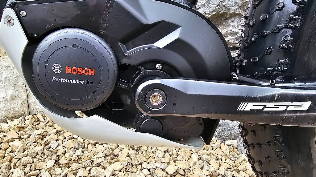 E-Bike BULLS Monster Fat-Bike mit Nyon Display Navi Bosch CX im Kanton ...