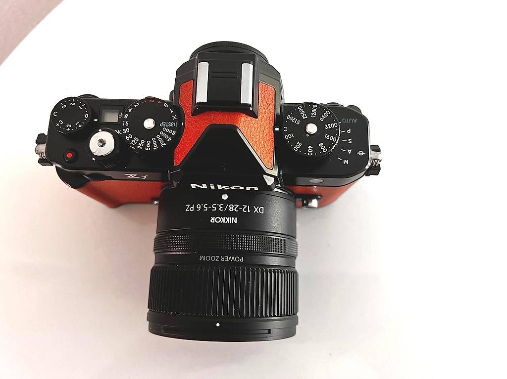 NIKON Zf Kit, mit 40mm/f2 - Swiss Garantie - Zubehör im Kanton Luzern ...