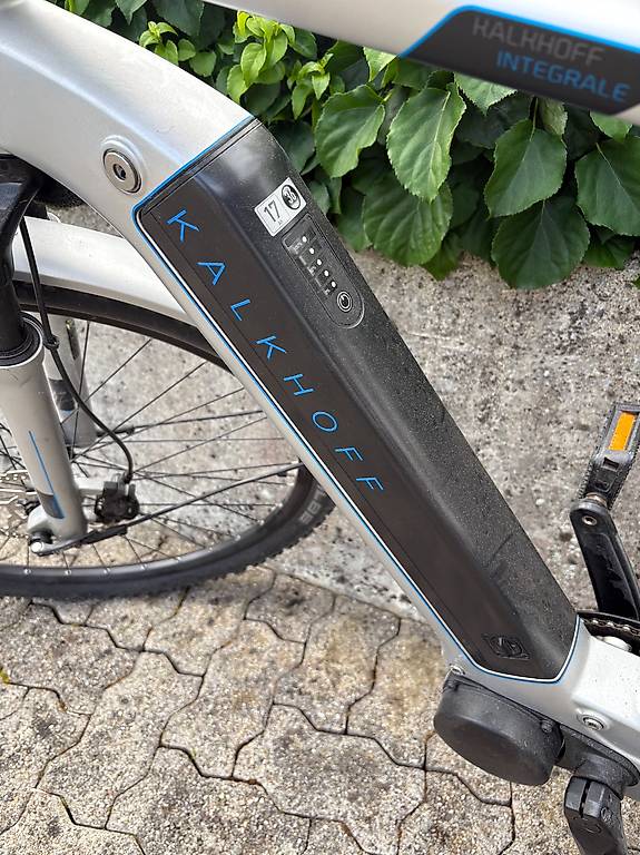 Neuwertiges E-Bike von Kalkhoff Integrale 10 zu verkaufen im Kanton ...