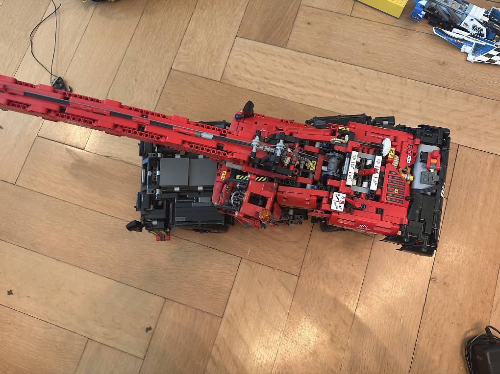 LEGO Technic Rough Terrain Crane Set 42082 Canton Basel-Landschaft ...