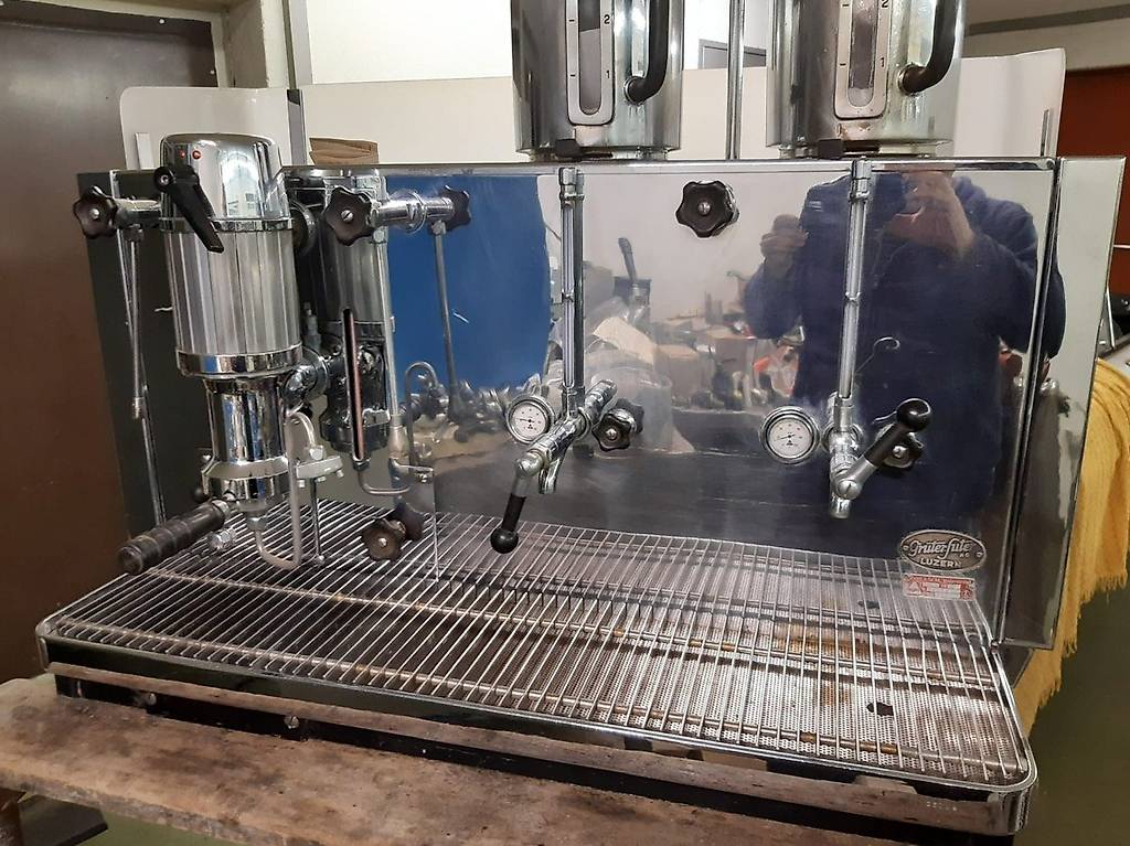 Egro Regina Kaffeemaschine mit Hydrogruppe im Kanton Zürich - tutti.ch