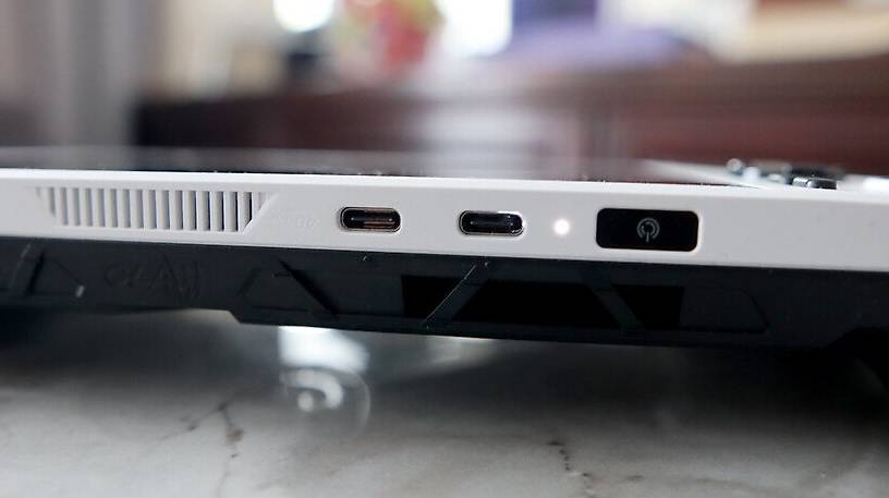 MSI Claw A8 / Ryzen Z2 Extreme & Spigen Hardcase im Kanton Bern - tutti.ch