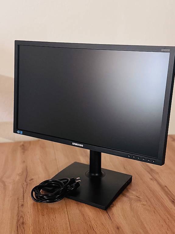 Samsung Monitor 24" wie neu! im Kanton St. Gallen - tutti.ch