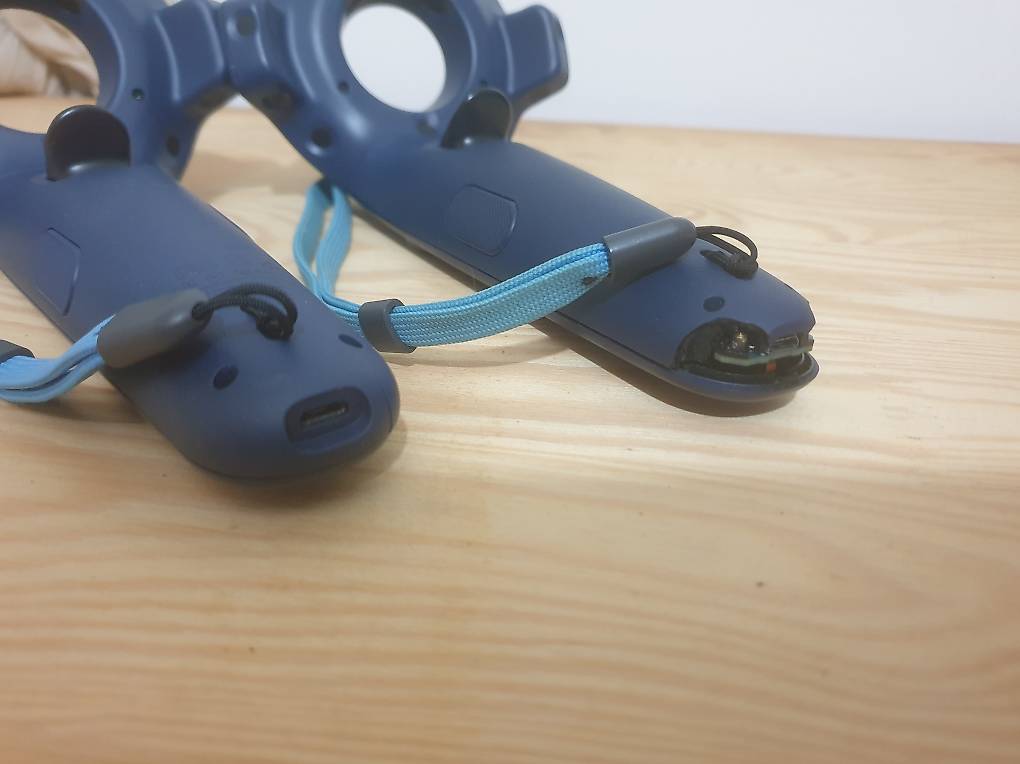 HTC Vive Pro Wand Controller VR (verschiedene, separat) im Kanton Basel ...