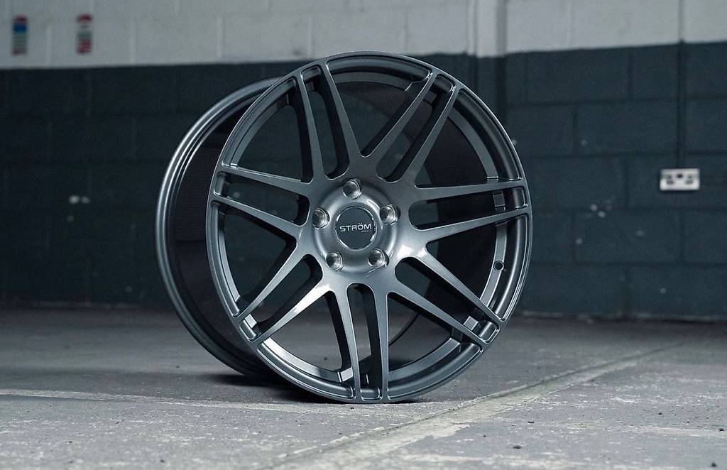 22 Zoll Felgen BMW X5 F15 STRÖM STR3 Grey im Kanton Aargau - tutti.ch