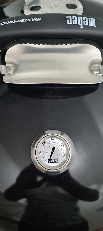 WEBER MASTER-TOUCH GBS 57 cm COME NUOVO im Kanton Tessin - tutti.ch