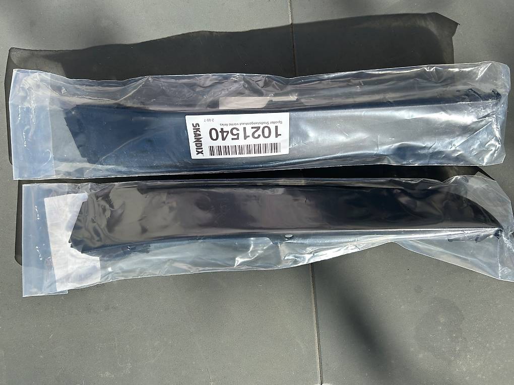 Saab 900 Spoiler Stossstangenhaut links und rechts im Kanton Bern ...