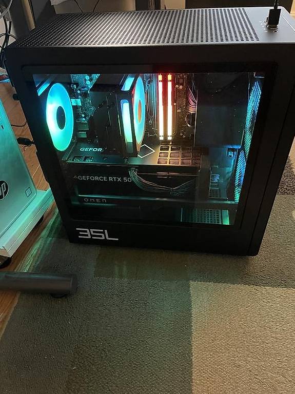 HP OMEN Gaming PC RTX 5070 Ti 16GB, 32GB RAM, 2TB SSD im Kanton ...