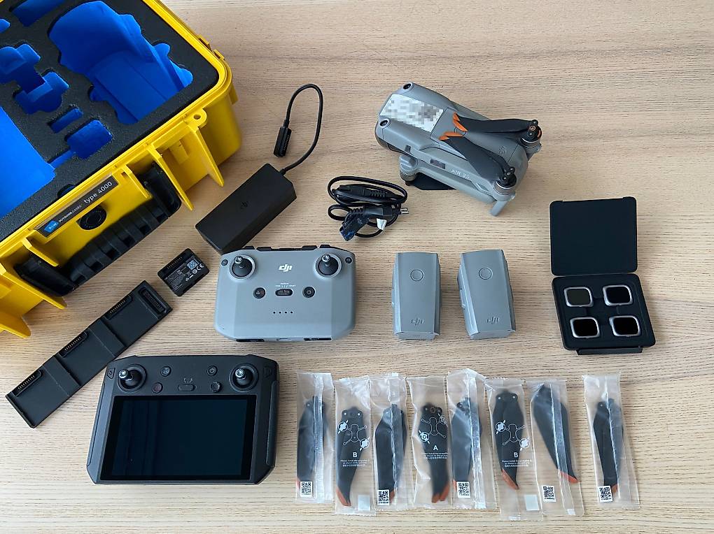 DJI Air 2S Drohne - Smart Controller und Transportkoffer im Kanton Bern ...