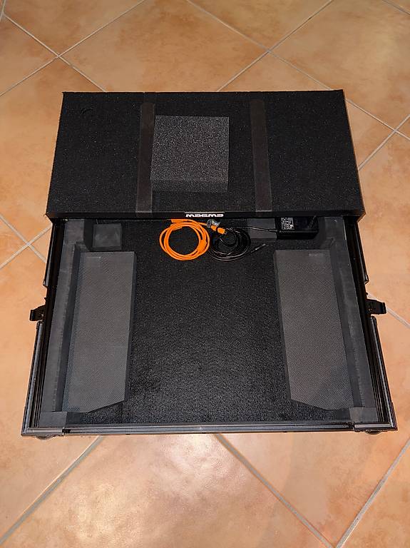 Native Instruments Traktor Kontrol S4 MK3 im Kanton Aargau - tutti.ch