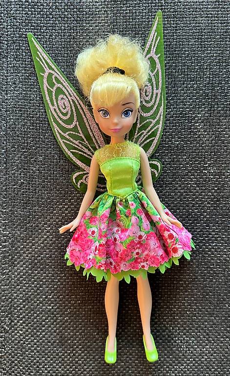 Grosse Sammlung Barbie / Tinkerbell im Kanton Zug - tutti.ch