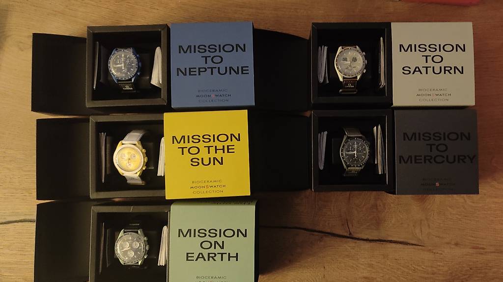 SWATCH & OMEGA: Bioceramic Moonswatch Set (Complete) im Kanton Zürich ...