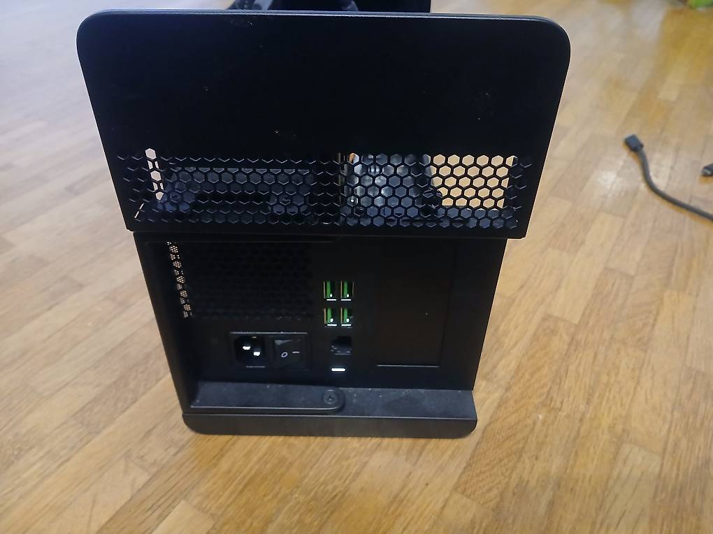 Razer Core X Chroma im Kanton Zürich - tutti.ch