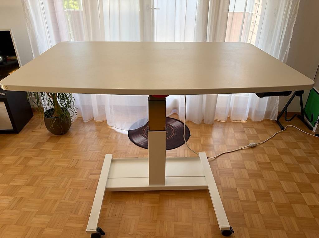 Lista LO Cockpit Sitz-/Stehtisch mit Rollen (120 x 76) im Kanton Zürich ...