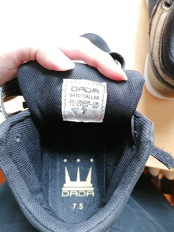 DADA Footwear Sneakers im Kanton Basel-Landschaft - tutti.ch