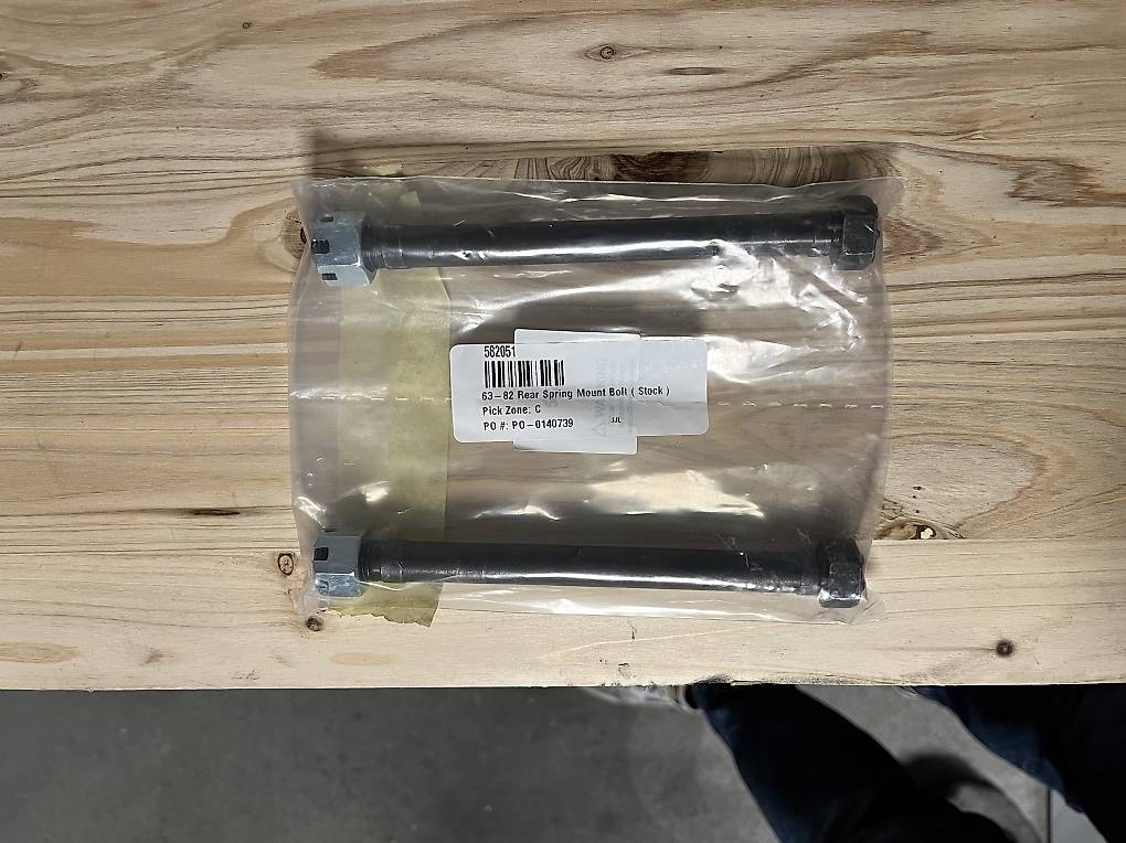 Corvette C3 C2 63-82 Rear Spring Mount Bolts im Kanton Aargau - tutti.ch