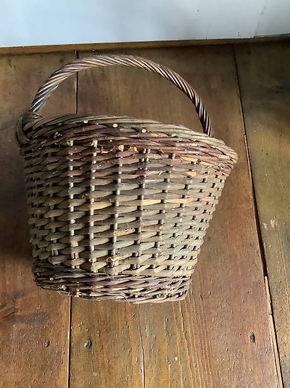 Schöner alter Korb im Kanton Zürich - tutti.ch