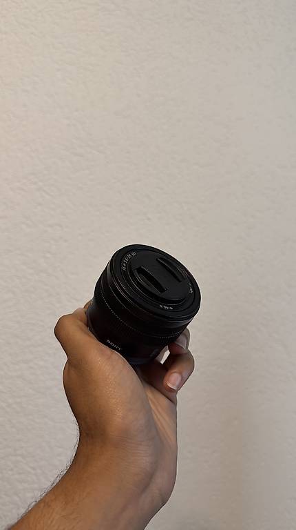 Sony FE 28-60mm f/4-5.6 Full-Frame Lens (A7C Kit Lens) im Kanton Zürich ...