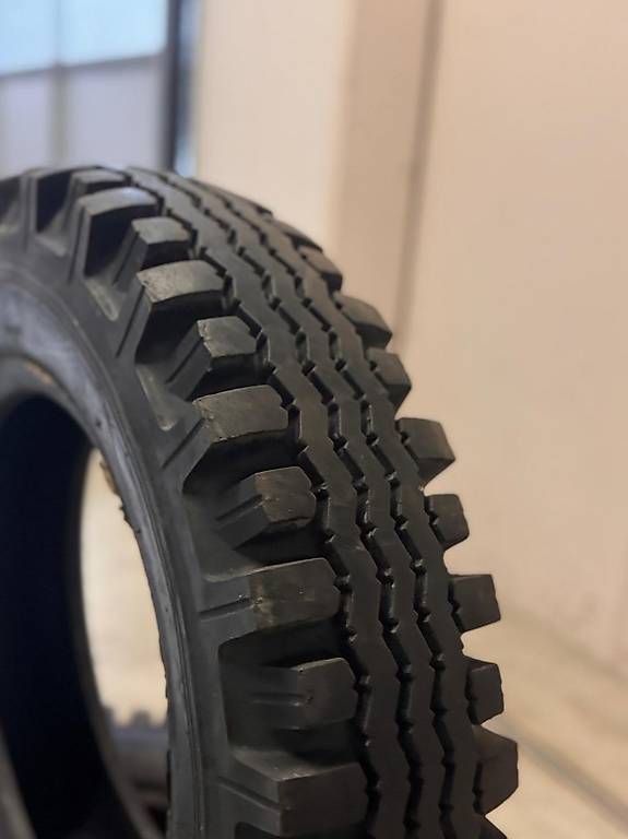 Avon Traction Mileage 6.00 R16 im Kanton Obwalden - tutti.ch