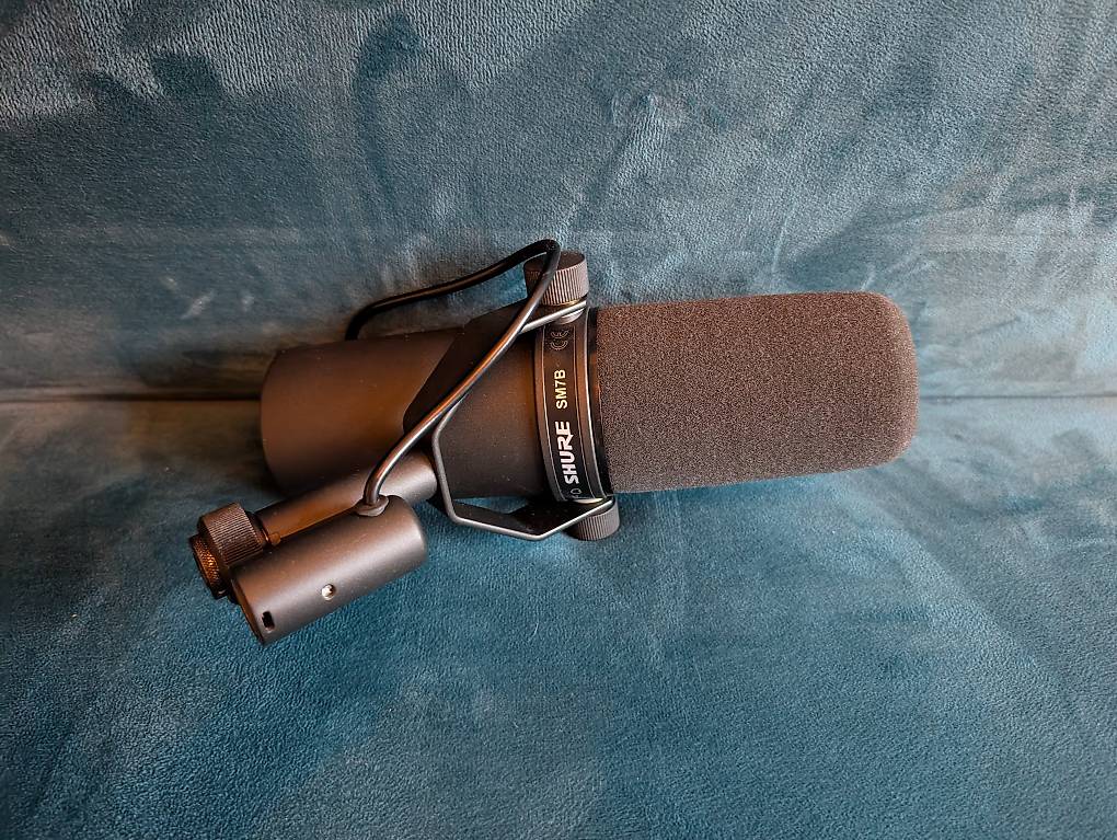 Gut erhaltenes "Shure SM7B" Mikrofon im Kanton Zürich - tutti.ch