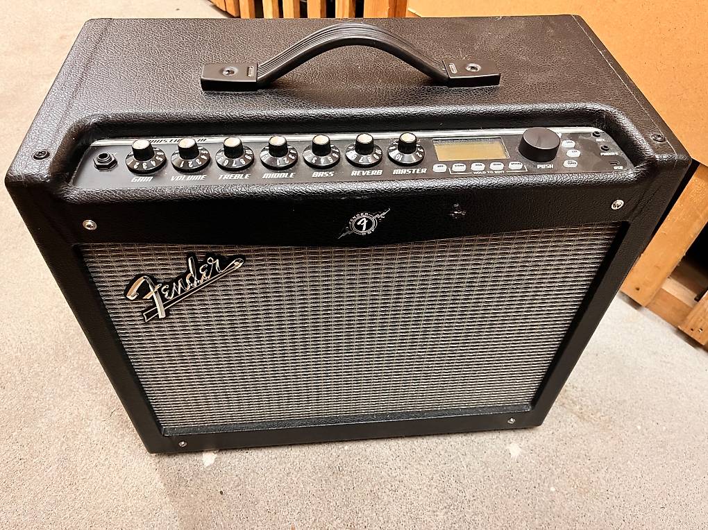 Gitarrenverstärker Fender Mustang III 100W im Kanton Bern - tutti.ch