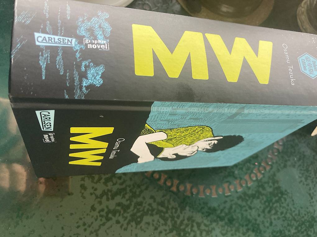 Japanischer Thriller Meisterwerk MW von Osamu Tezuka im Kanton Basel ...