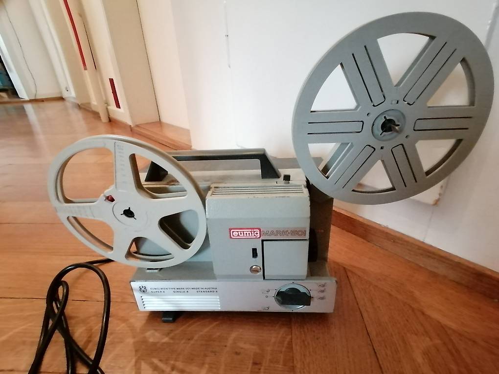 Eumig Super 8 Filmprojektor im Kanton Zürich - tutti.ch