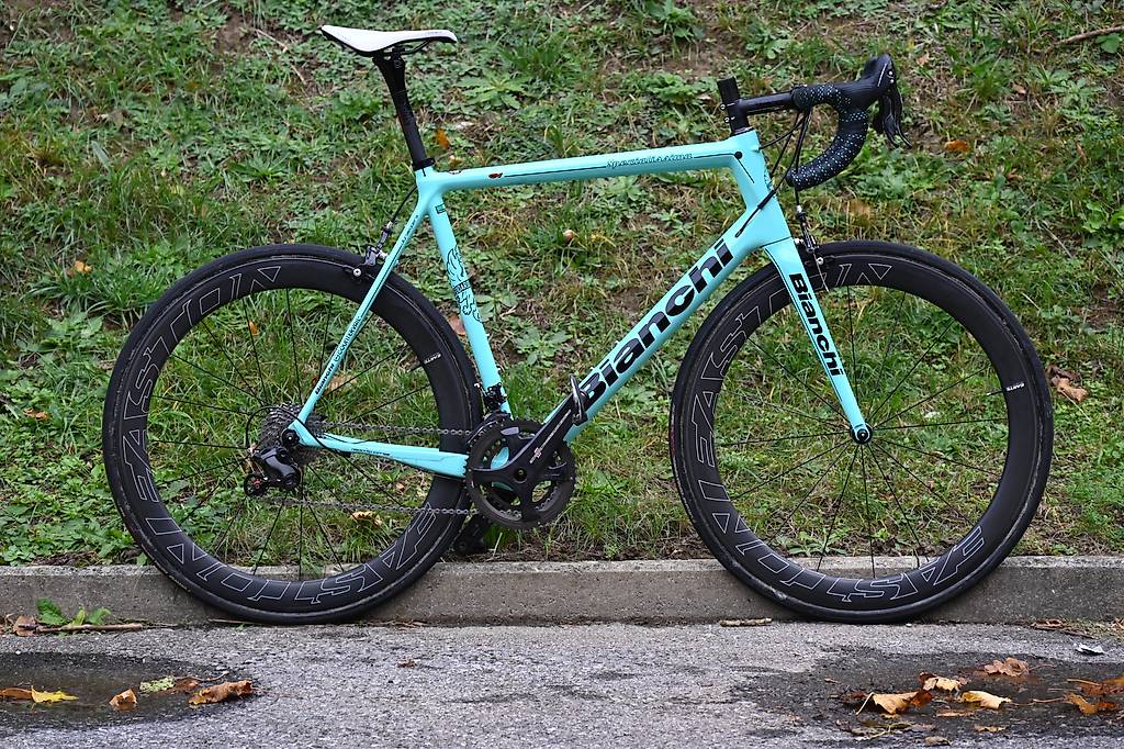 Bianchi Specialissima Campagnolo celeste im Kanton Waadt - tutti.ch