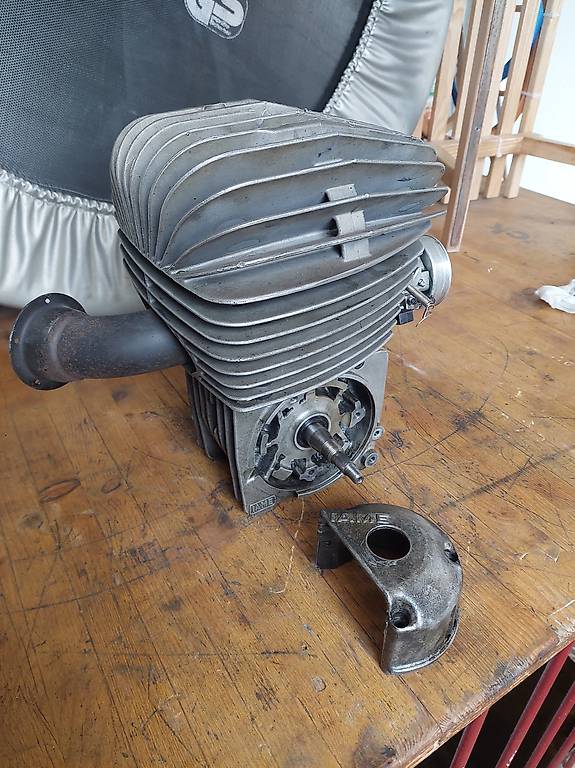 Motor IAME SUD Parilla 100 Rennkart Go-Kart im Kanton Bern - tutti.ch