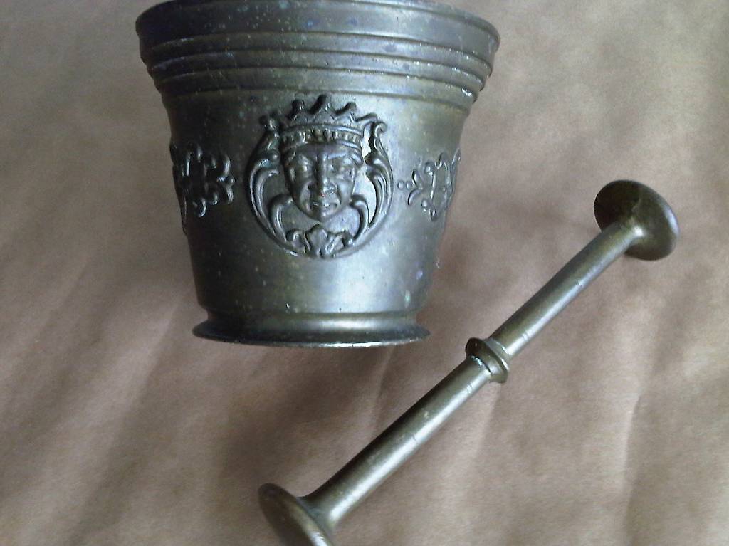Art.19 antiker Bronzeguss Mörser mit Pistill im Kanton Aargau - tutti.ch