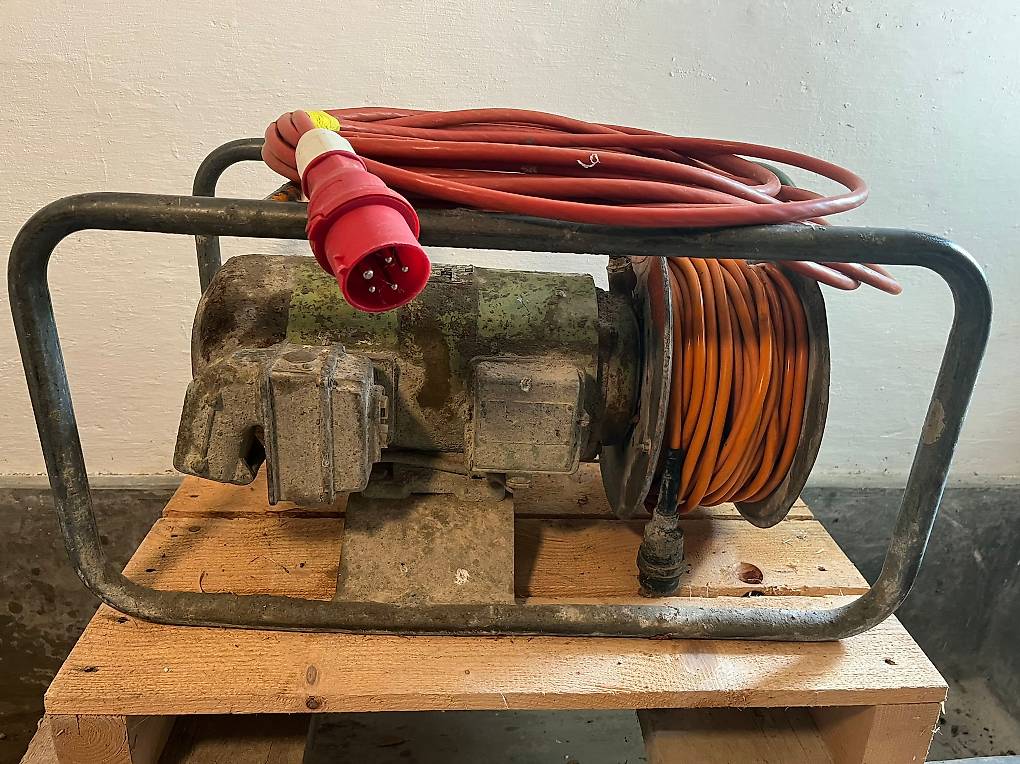 Umformer mit Kabel.(Marke:Laier) im Kanton Luzern - tutti.ch