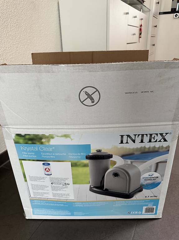 Intex Kartuschenfilterpumpe Krystal Clear C1500 NEU POOL im Kanton ...