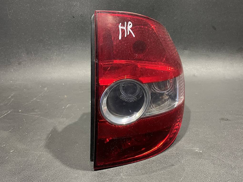 Rückleuchte hinten rechts VW Fox 2005 im Kanton Luzern - tutti.ch