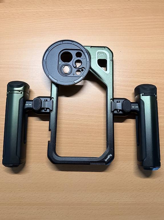 SmallRig x Brandon Li Mobile Video Kit für iPhone 15 Pro Max im Kanton ...