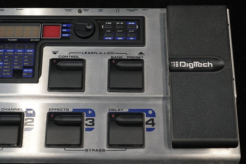 Digitech RP2000 Guitar Multi-Effects Processor im Kanton Bern - tutti.ch
