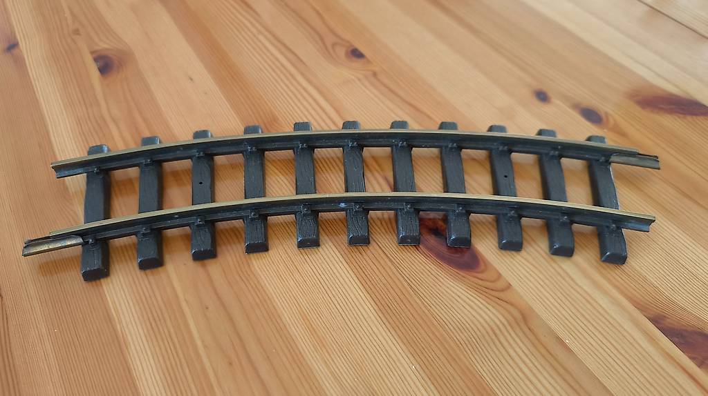 12 Stück gebogenes Geleise, R1 30 Graf Spur G im Kanton Zug - tutti.ch