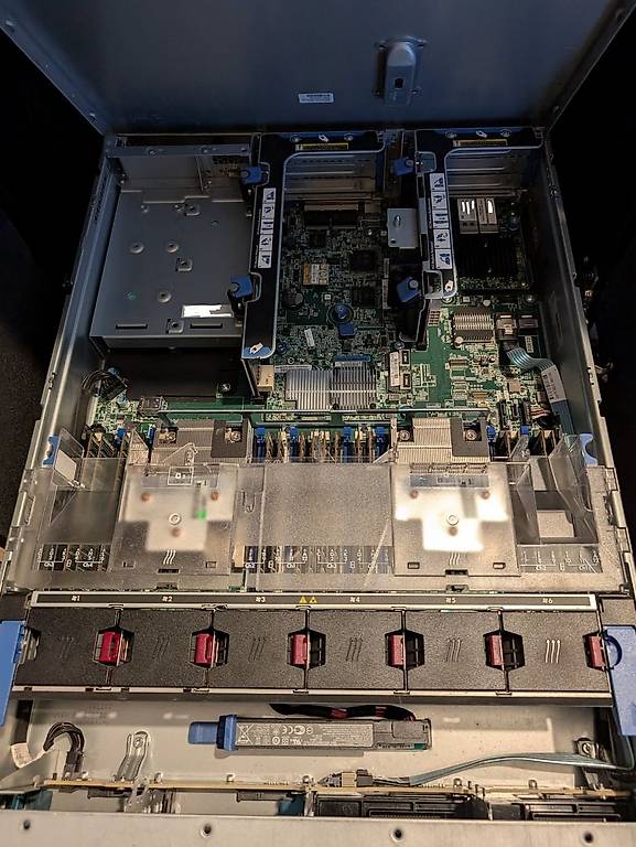 HP DL380 Gen9 2x2690v4/128GB ram/Raid&BBU - Good Conditions im Kanton ...