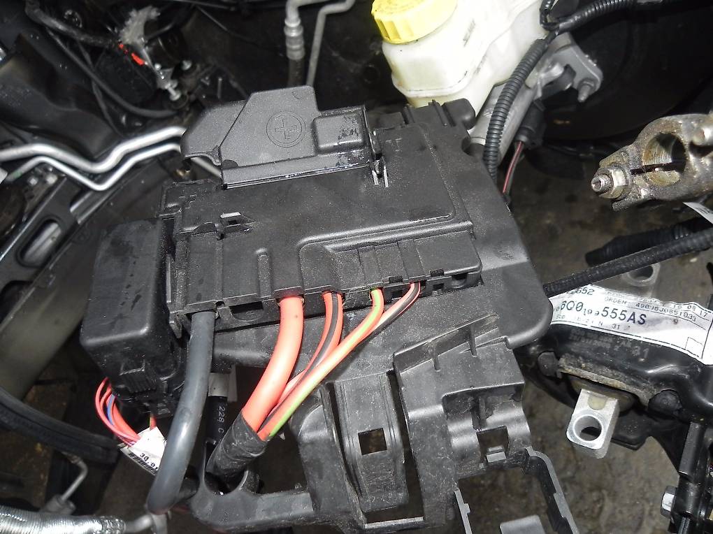 6R0937629 Sicherungsdose Seat Ibiza 1.6l 16V JG09 im Kanton Luzern ...