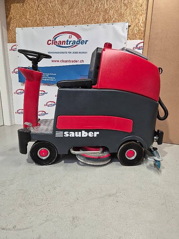 Cleanfix RA 900 Sauber Scheuersaugmaschine mit Garantie im Kanton St ...