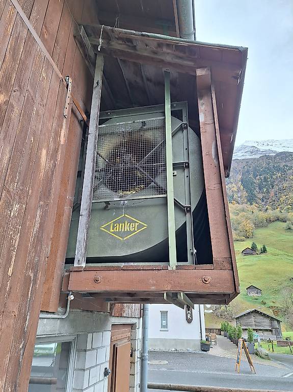 Heugebläse Heubelüftung Teleskopverteiler Lanker im Kanton Aargau ...