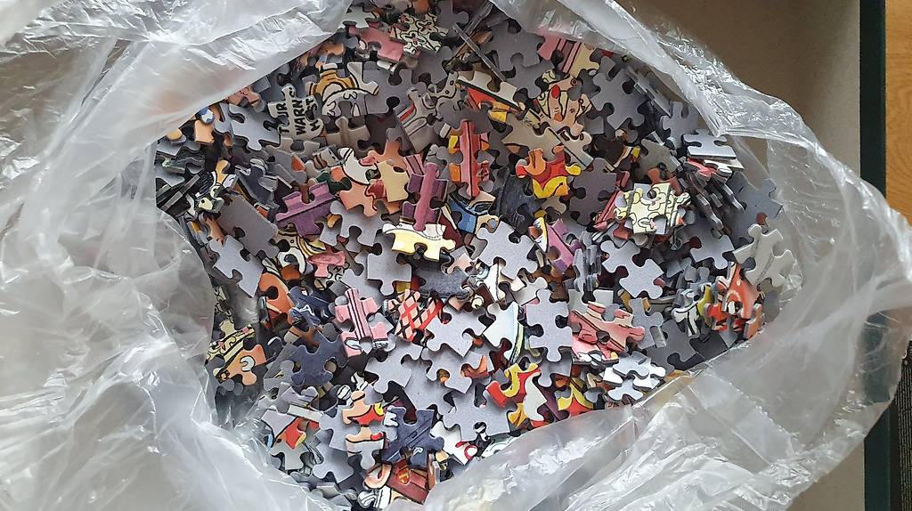 2 neuwertige Puzzle 1000, Wasgij Nr 4 und 20 im Kanton Zürich - tutti.ch
