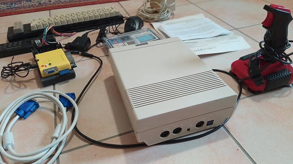 C64 Turbo Chameleon V2 mit viel Zubehör im Kanton St. Gallen - tutti.ch